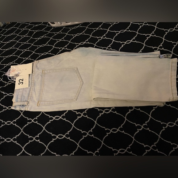 MNML | Jeans | Nwt 32 Mnml Bleached Denim Slim Tapered Fit 0 Cotton Zippers At Inseam | Poshmark